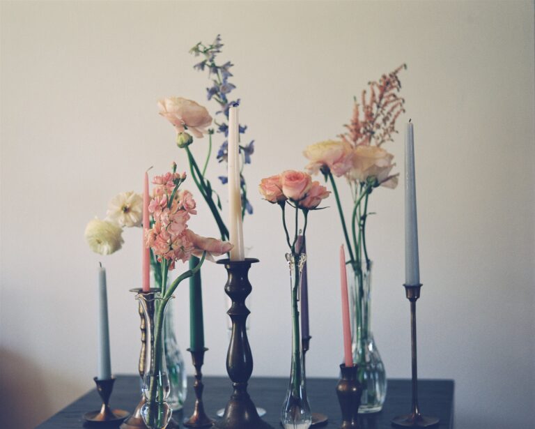 Taylor + Luke by Roam & Roark Photo - Together Journal - Weddings