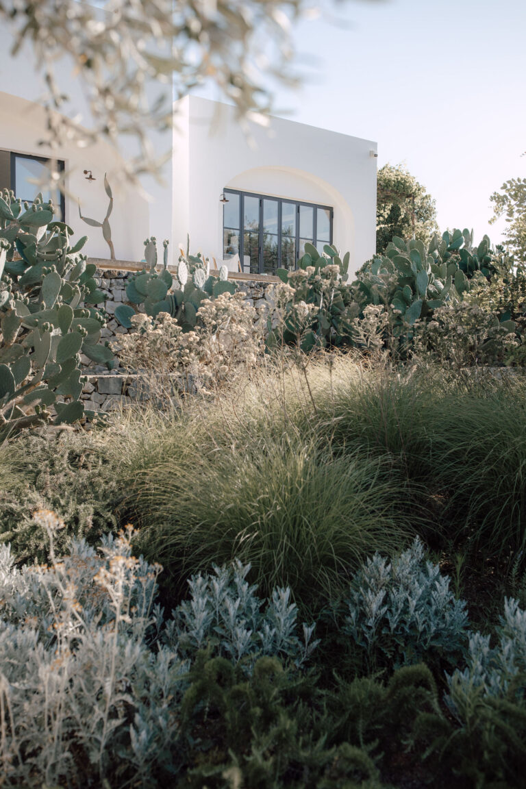 Daniela + Elias by Alessandra Linoci - Together Journal - Weddings